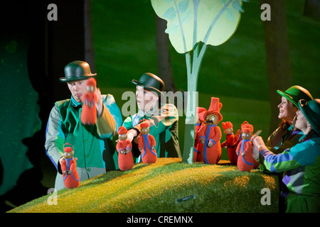 Pontipine / Pontipines and actors actors / In The Night Garden ...