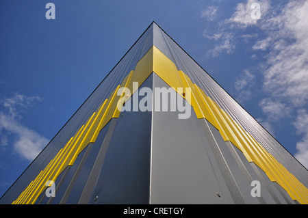 Cladding on an industrial unit Stock Photo - Alamy