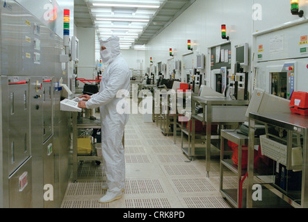 Clean room for microchip production at Infineon Stock Photo - Alamy