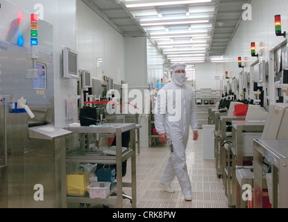 Clean room for microchip production at Infineon Stock Photo - Alamy
