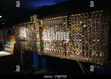 Pilot Ace computer (1950) designed by Alan Turing, Science Museum ...