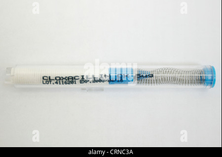 Cloxacillin is penicillin antibiotic drug that kills infectious ...