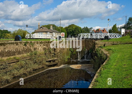Naburn Lock Locks on River Ouse in summer near York North Yorkshire ...