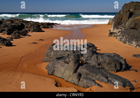 WILLARD BEACH INDIAN OCEAN BALLITO SOUTH AFRICA BALLITO DOLPHIN COAST ...