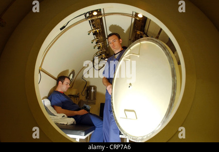 Inside the divers decompression chamber Stock Photo - Alamy