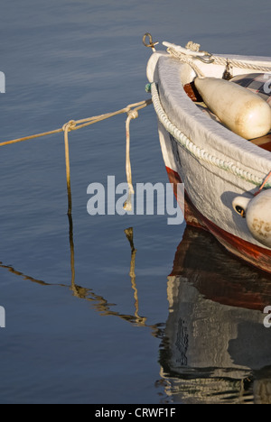 Detail view of hemp mooring rope Stock Photo - Alamy