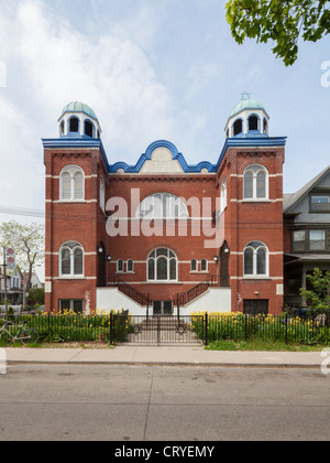 The Kiever Synagogue, a Modern Orthodox Jewish synagogue in Toronto ...