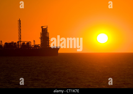 Silhouette of an Offshore FPSO (floating, production, storage ...