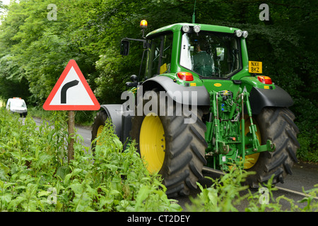 Road sign on approach to a sharp bend Stock Photo - Alamy