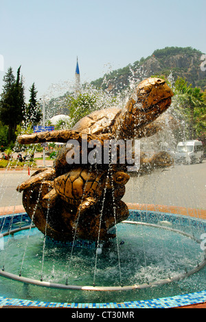 Loggerhead turtle statue in Dalyan town center, Turkey Stock Photo - Alamy