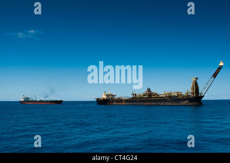 Oil rig FPSO P35 from Petrobras brazilian oil company with tanker ...