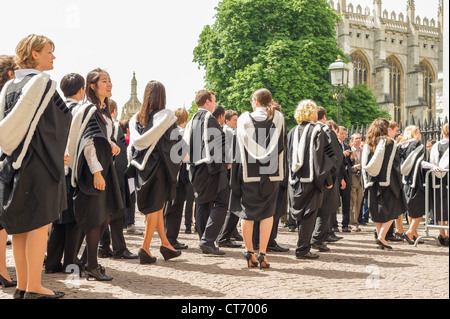 Graduation ceremony, undergraduates of Cambridge University line up ...