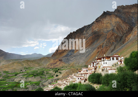 Lingshed monastery. Zanskar. India Stock Photo - Alamy