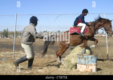 JOHANNESBURG, SOUTH AFRICA: 3-year-old burn survivor Isabella Pippie ...