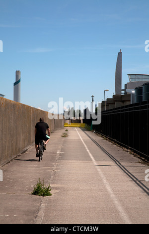 Crossness sewage treatment works sludge incinerator, south-east London ...