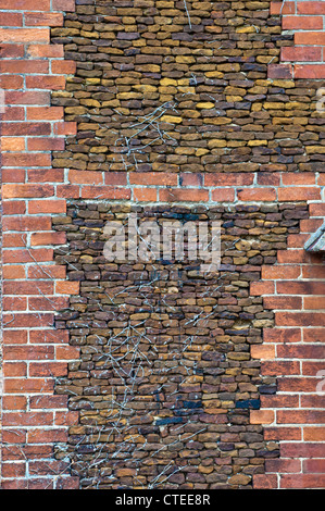 Carrstone brickwork also known as Silsoe stone Stock Photo - Alamy