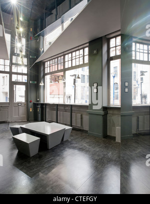 Student Salon, LSE Campus in Holborn, London, United Kingdom. Architect ...