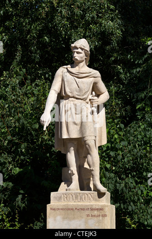 19th Century statue of Rollo the Viking (Rollon in French) by Arsène ...
