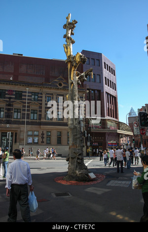 Golden tree sculpture, Chinatown, Sydney, Australia Stock Photo - Alamy