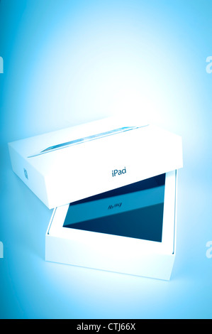iPad2 tablet out of the box Stock Photo - Alamy