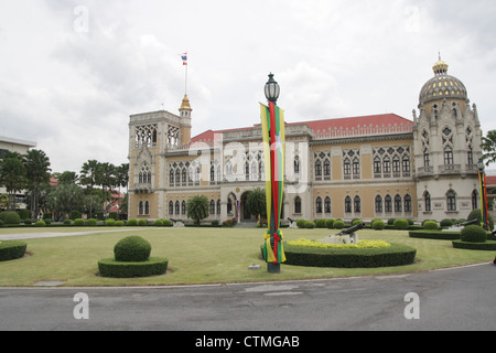 Thai Government House in Bangkok , Thailand Stock Photo - Alamy