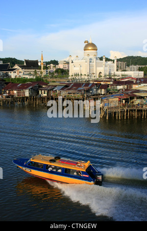 Boats and water village with Omar Ali Saifuddien mosque in Bandar Seri ...