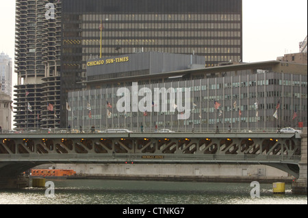The Chicago Sun-Times Building on Chicago's Near North Side Stock Photo ...