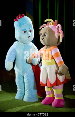 Iggle Piggle, left, with Makka Pakka: In The Night Garden character ...
