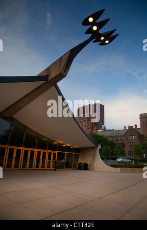 Yale University Ingalls Rink and sports arena. The Yale Whale. Eero ...