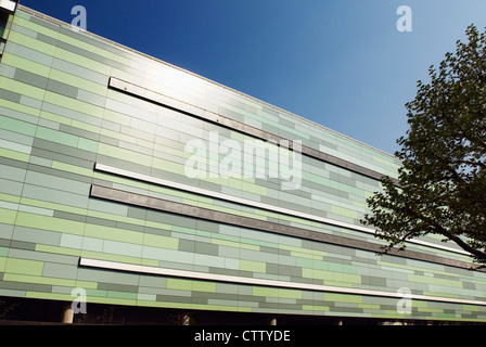 Exterior cladding of Westfield Shopping Centre whilst under ...