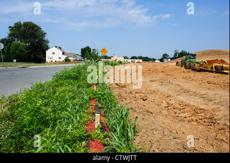 COMPOST FILTER SOCK ON PERIMETER OF CONSTRUCTION SITE USED TO CONTROL ...