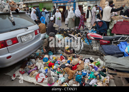 Bazaar in downtown kabul, Afghanistan Stock Photo - Alamy