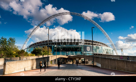 Wembley stadium concert crowd Stock Photo: 59290156 - Alamy