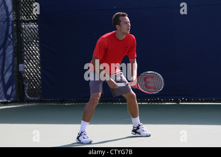 tennis player ready position Stock Photo - Alamy