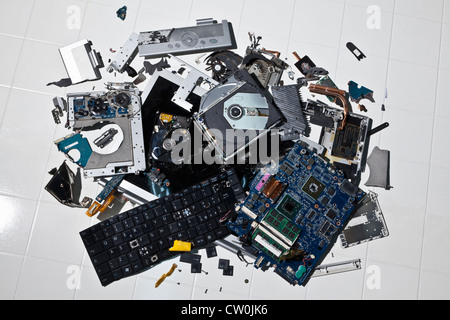 Smashed computer keyboard Stock Photo - Alamy