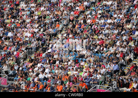 FULL STANDS OF SPECTATORS AT LONDON OLYMPIC GAMES 2012 Stock Photo - Alamy