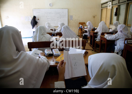 Indonesia, Java, Solo, schoolgirls in traditional islamic dress Stock ...