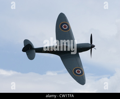 The Undercarriage or landing gear of a Supermarine Spitfire from world ...
