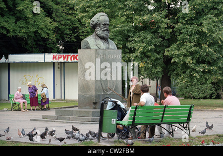The Karl Marx Monument in Kaliningrad, Russia Stock Photo - Alamy