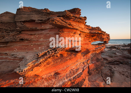 The Bingle Bingles Rock Formations at Sunset on Reddell Beach, Broome ...