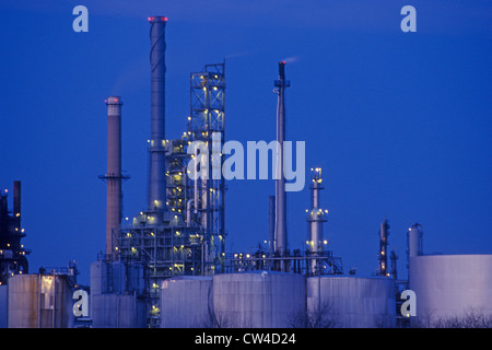 Route 301 in Delaware chemicals and plastics Stock Photo - Alamy