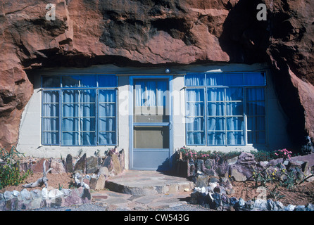 Home in cliff Rockland Ranch UT Stock Photo - Alamy