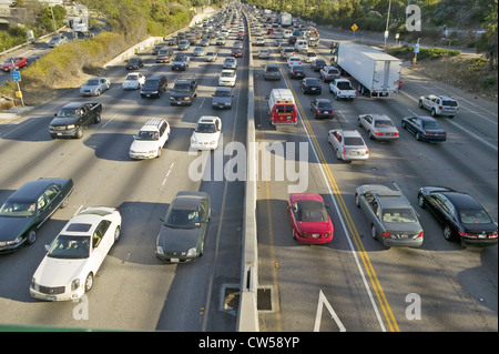 405 freeway near Sunset Blvd. at rush hour, Los Angeles, California ...