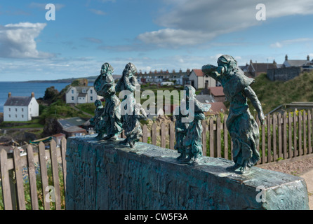 Eyemouth Disaster Memorial at St Abbs Stock Photo - Alamy