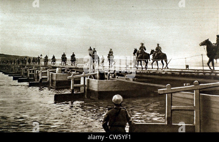 World War 1. Russian troops entering the town of Czernowitz, during the ...