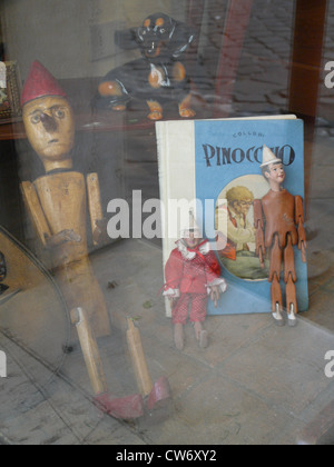 The Pinocchio shop in Rome, Italy near the Pantheon which sells wooden ...