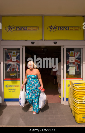 99p Stores, Petersfield, Hampshire, UK Stock Photo - Alamy