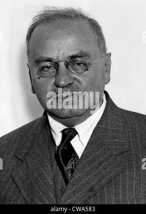Alfred Adler, psychologist, 1937. Courtesy: CSU Archives/Everett ...