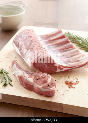 Raw lamb chops Stock Photo - Alamy