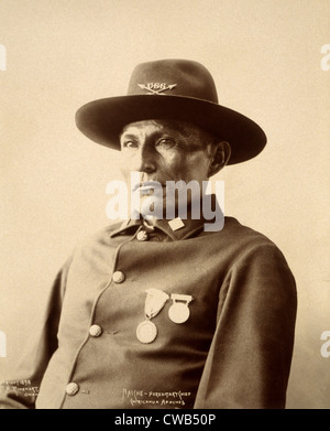 Wild West. Naiche, Chiricahua Apache chief, half-length portrait ...